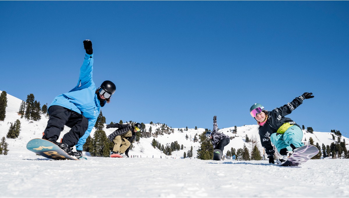 Snowboarding courses in Austria | Blue Tomato | Blue Tomato